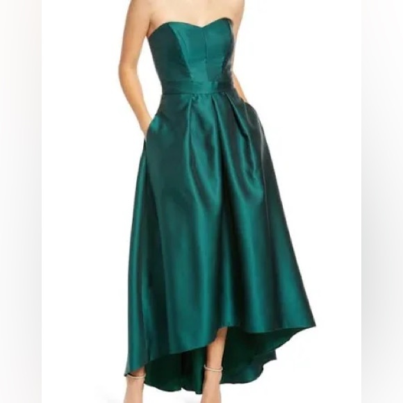ALFRED SUNG | Dresses | Alfred Sung Hunter Green Highlow Strapless ...